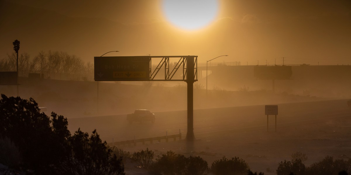 Droughts and supply chain snags threaten the U.S. with power outages ...