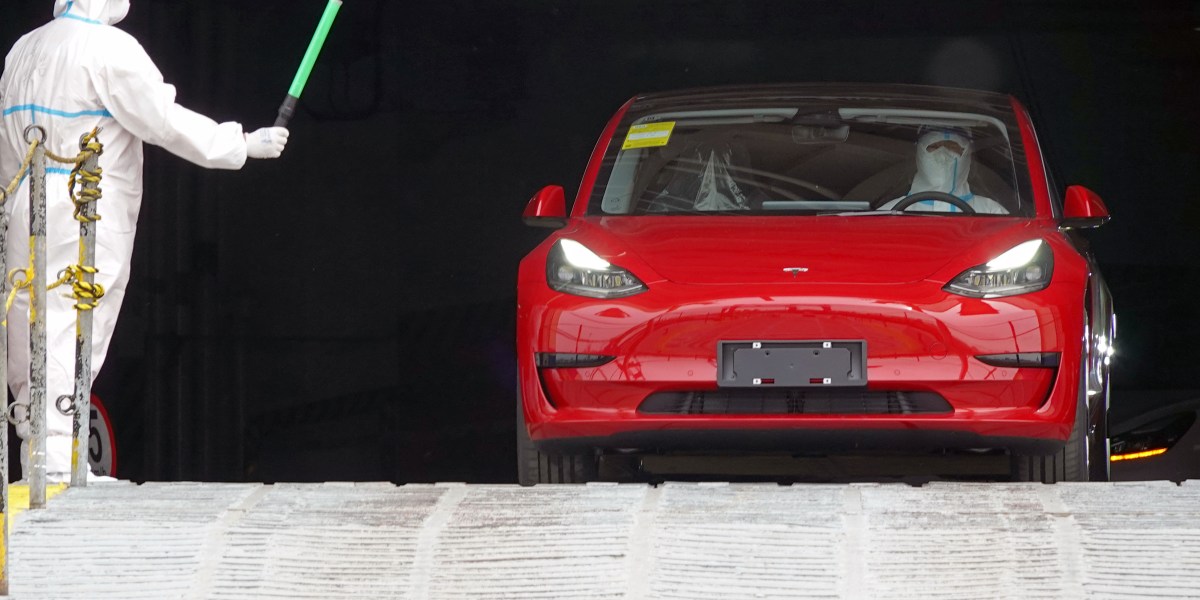 Tesla Shanghai lockdown: workers quarantine in old factories and a ...
