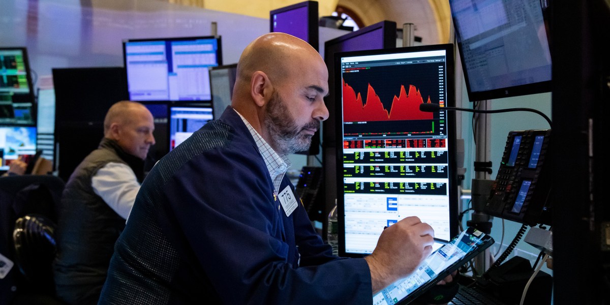 Recession likelihood jumps to 38%, Bloomberg report says | Fortune
