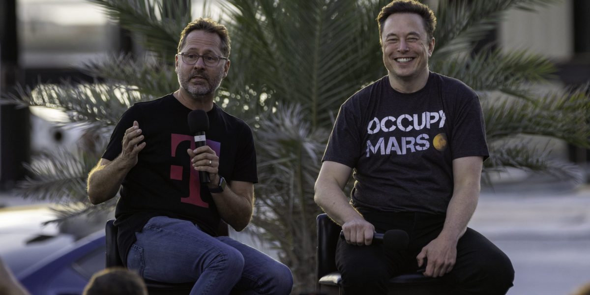 T-Mobile is partnering with SpaceX to offer wireless phone service in ...