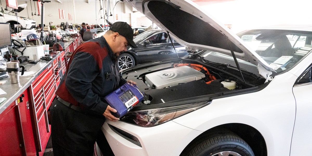 Hydrogen fuel cells are not as ‘dumb’ as Elon Musk says. Here’s how ...