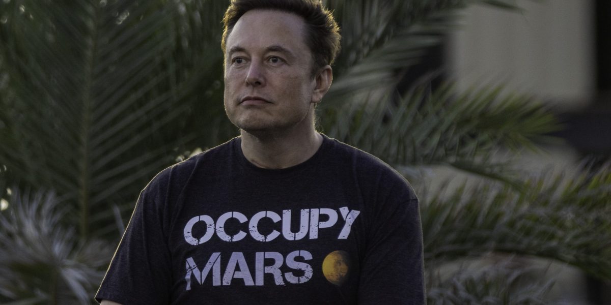 Elon Musk took stab at 'envy amplifier' Instagram in response to Warren ...