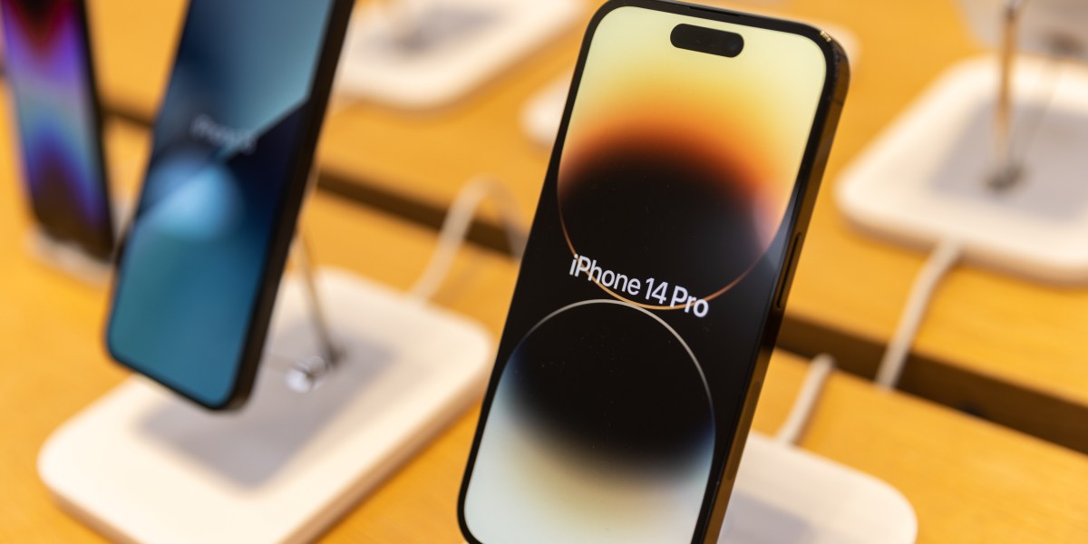 Apple plans fix for shaking iPhone 14 Pro Camera by next week | Fortune