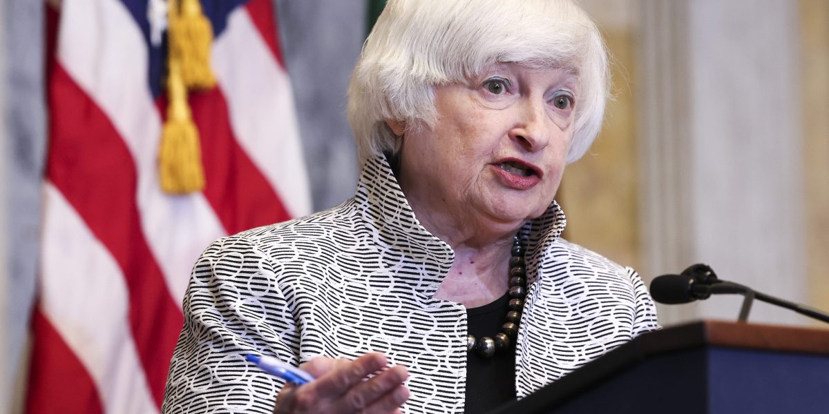 Janet Yellen: labor market is strong now but won't be if inflation ...