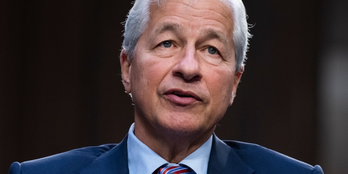 Jamie Dimon says he hopes Elon Musk ‘cleans up Twitter’ | Fortune