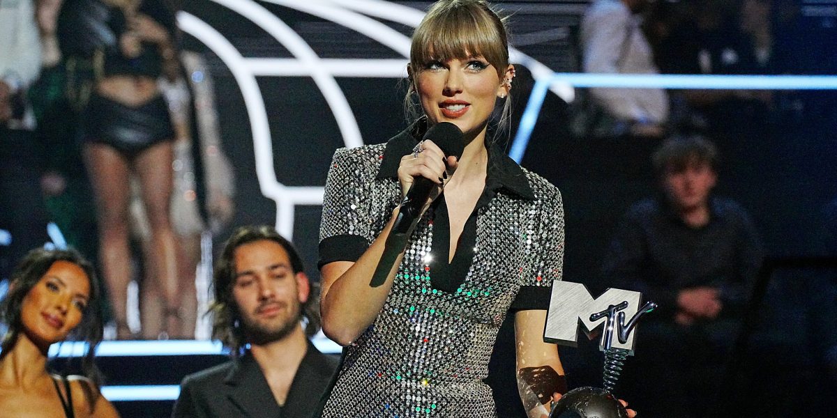 Fans angry as Taylor Swift tickets resale for $20,000 and higher | Fortune
