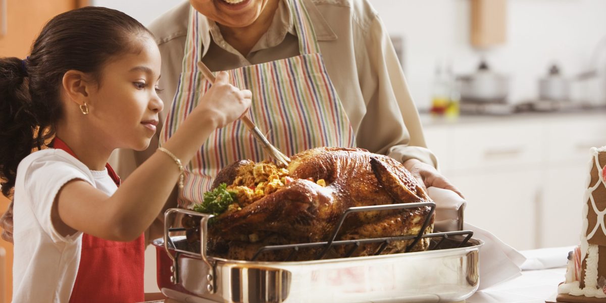 Flying home for Thanksgiving? TSA details what foods you can and can't ...
