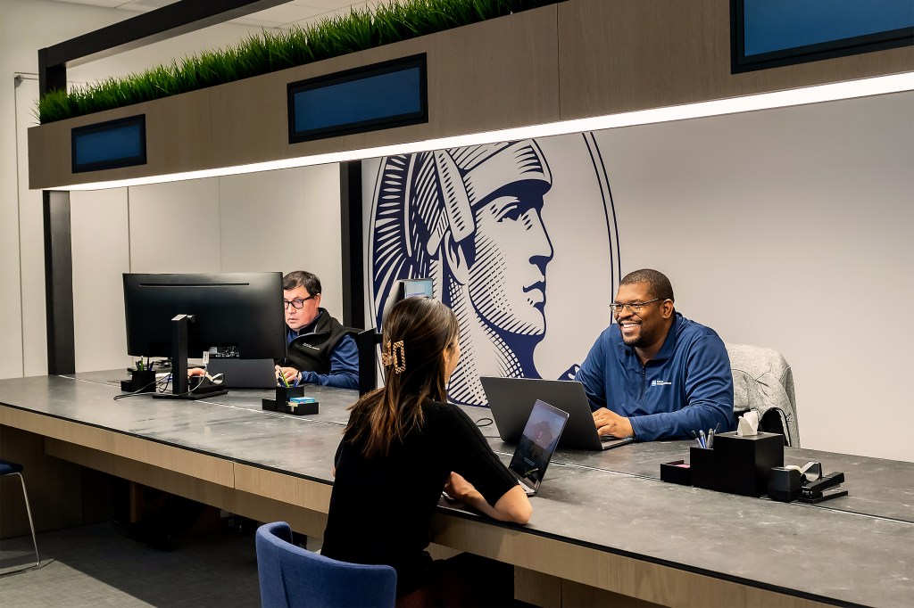 American Express (AXP): Company Profile, Stock Price, News, Rankings ...