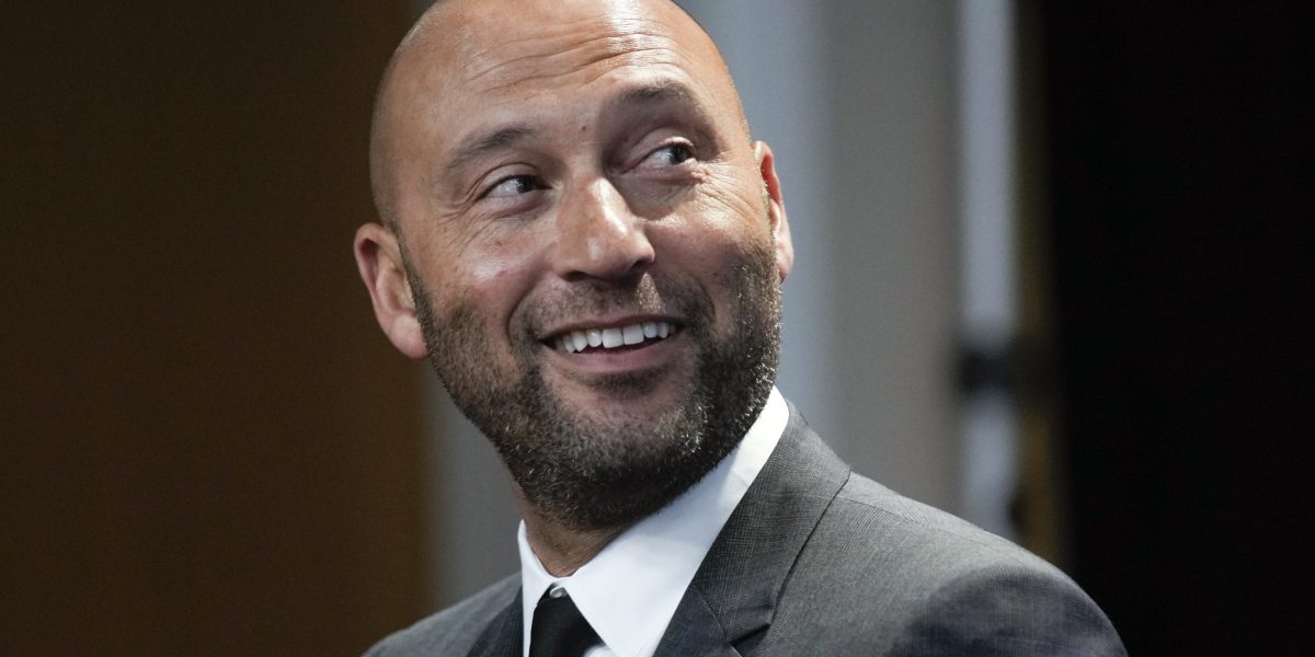 Derek Jeter joins Fox Sports studio team for baseball | Fortune