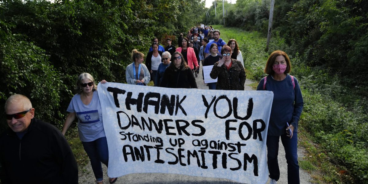 A year of high-profile anti-Semitism takes a huge toll on U.S. Jews: 4 ...