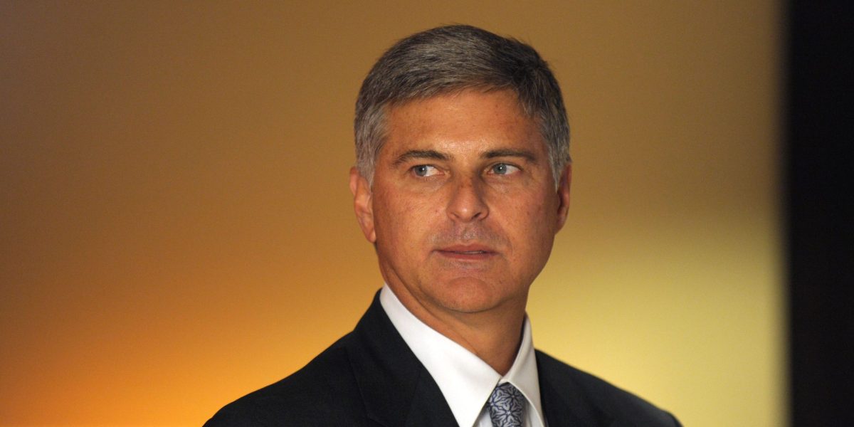 Hilton CEO regrets buying a Porsche in his 20s | Fortune