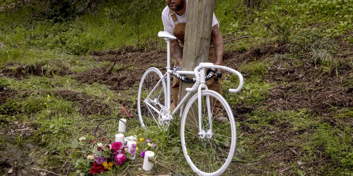 Cyclist Ethan Boyes dead at 44 after being hit by car | Fortune