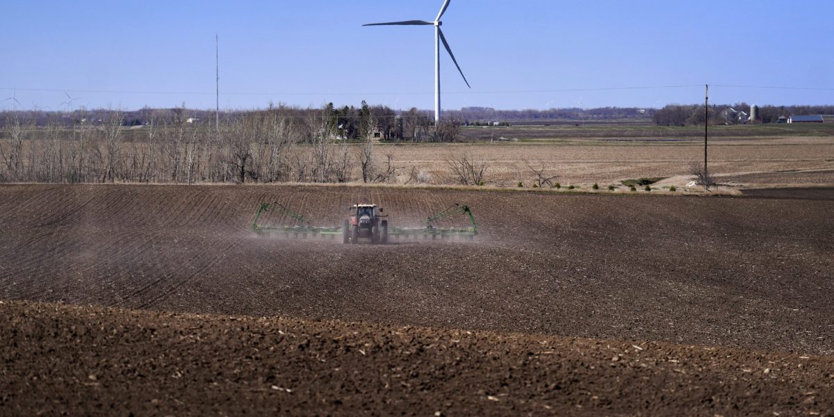 Biden administration: $11bn for clean energy in rural US | Fortune