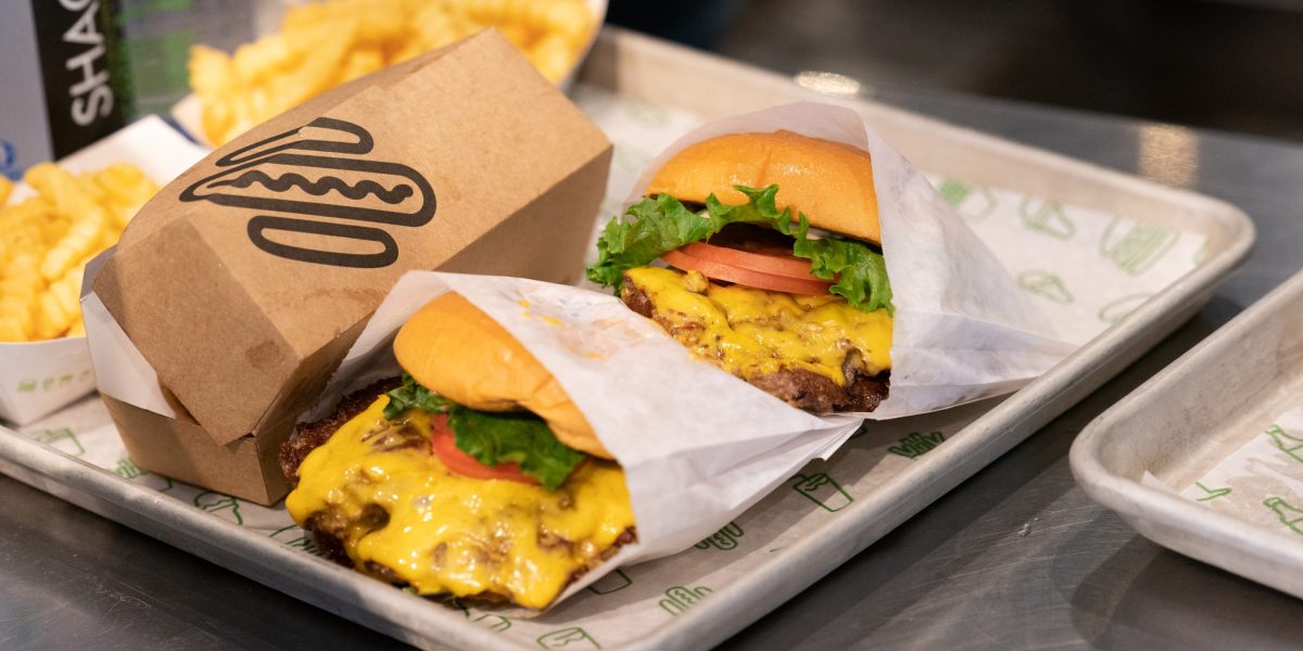 Shake Shack to sell veggie burgers | Fortune
