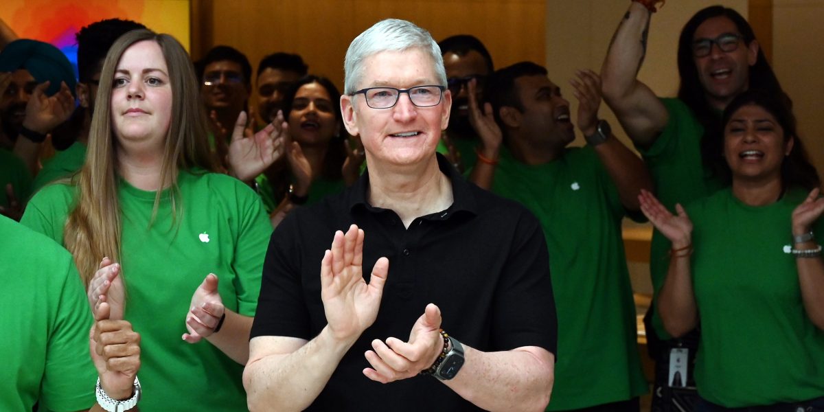 Apple CEO Tim Cook: Mass layoffs are a 'last resort' | Fortune
