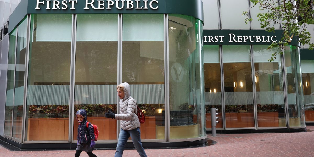 First Republic Bank's mortgages to the rich helped its downfall | Fortune