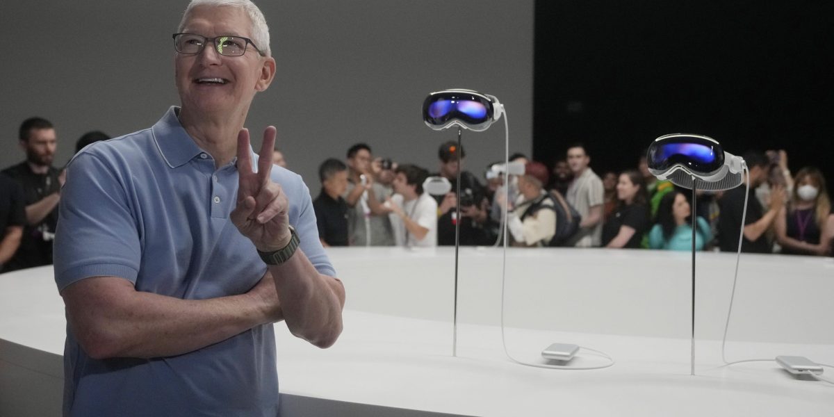 Tim Cook: Apple's $3,500 'Vision Pro' goggles a 'new dimension' | Fortune
