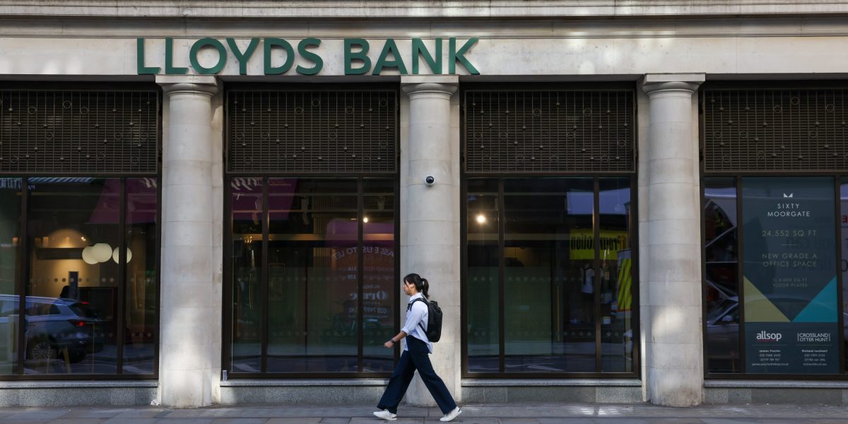Lloyds Bank went 'too far' firing manager for using N-Word, judges rule ...