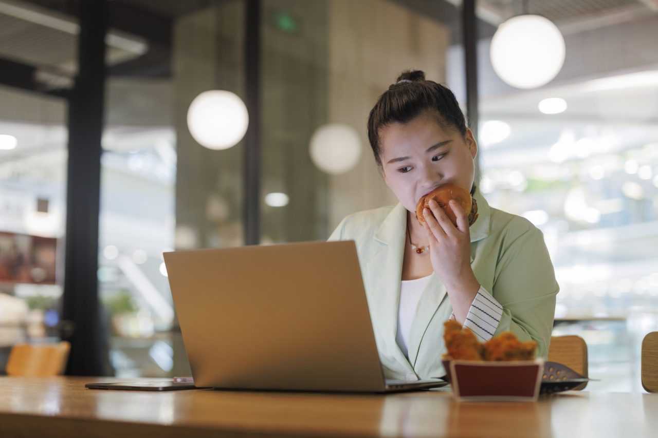 Junk food is as addictive as alcohol and smoking according to new study ...