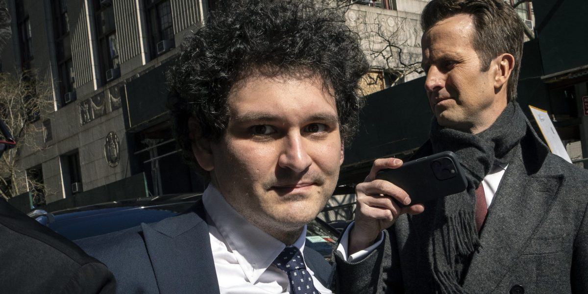 Behind the scenes of week 2 of Sam Bankman-Fried’s trial | Fortune