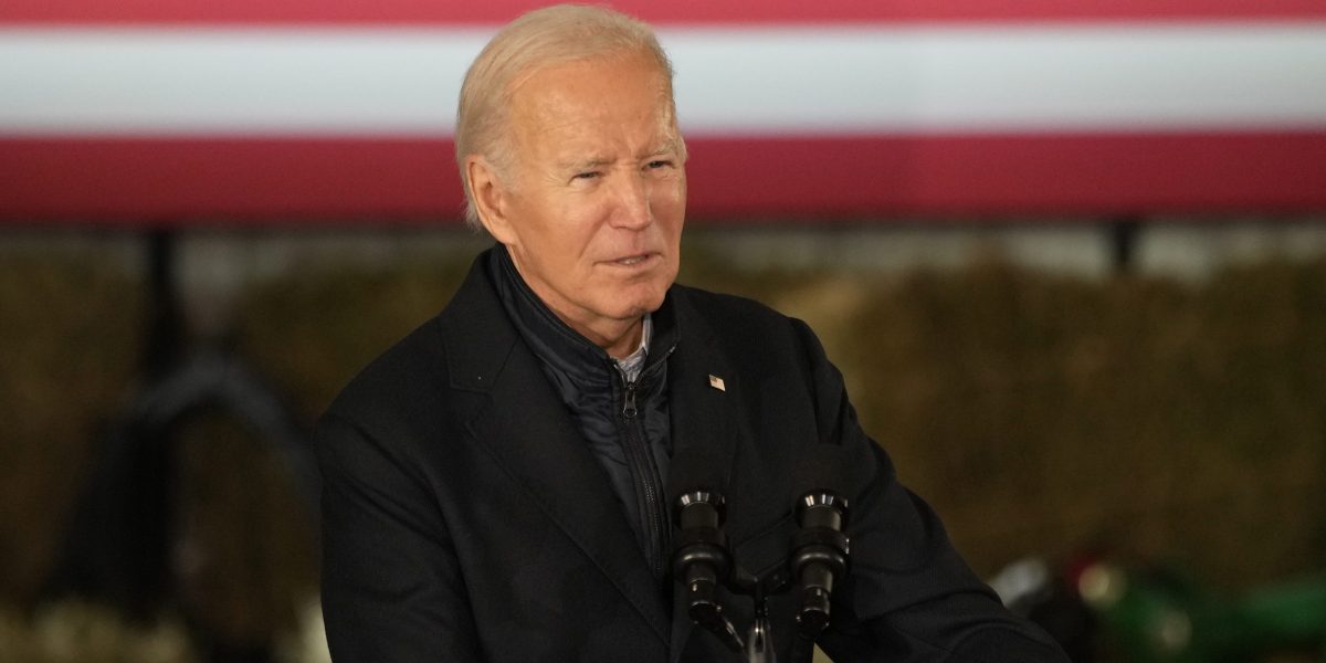 ‘Amtrak Joe’ Biden handing out $16bn for railroad projects | Fortune