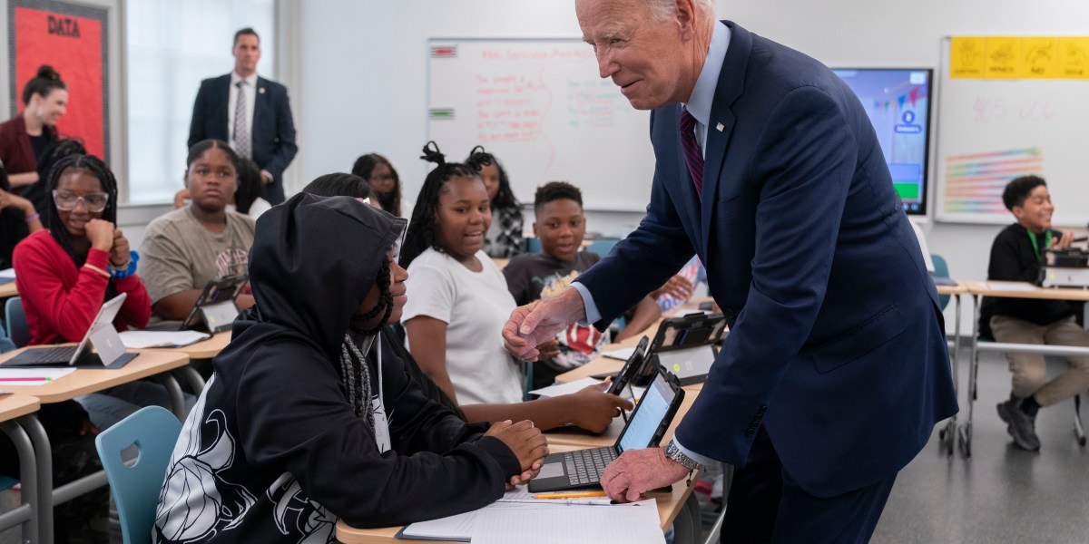 Democrats worry about Biden but Obama's former campaign manager sees a ...