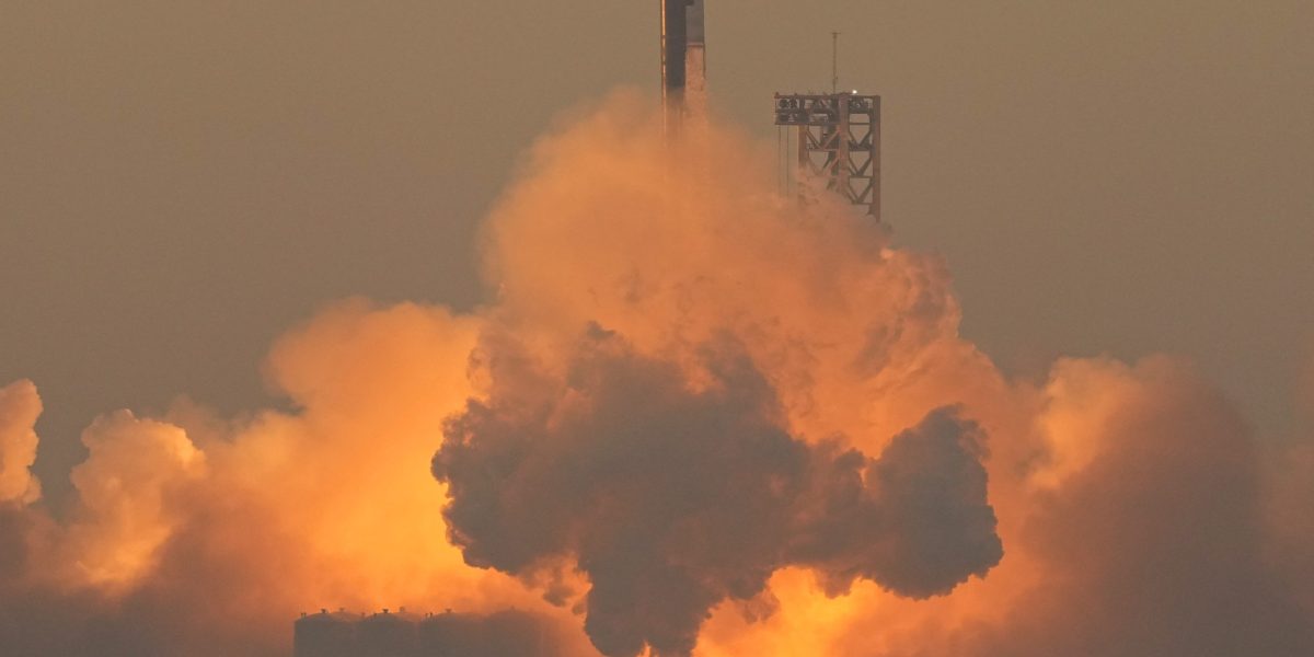 Elon Musk's SpaceX sees mega rocket Starship reach space, explode in ...