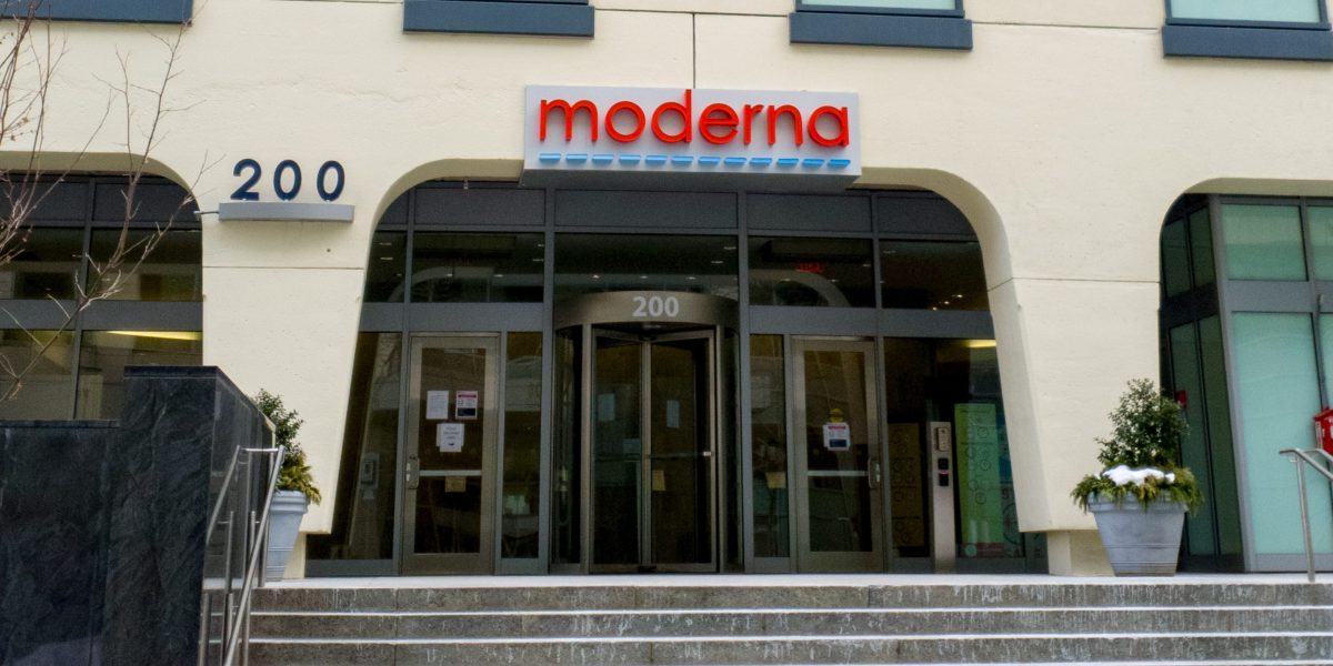 Moderna's CFO on the $25 billion innovation plan to work past the post ...