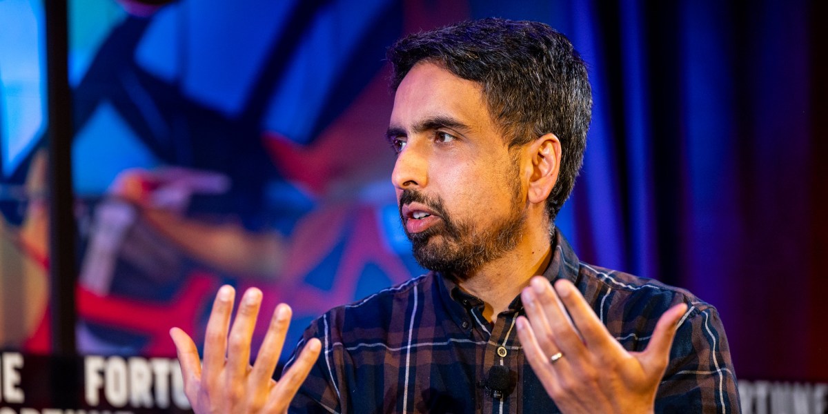 Khan Academy founder: AI has power to transcend a traditional tutor ...