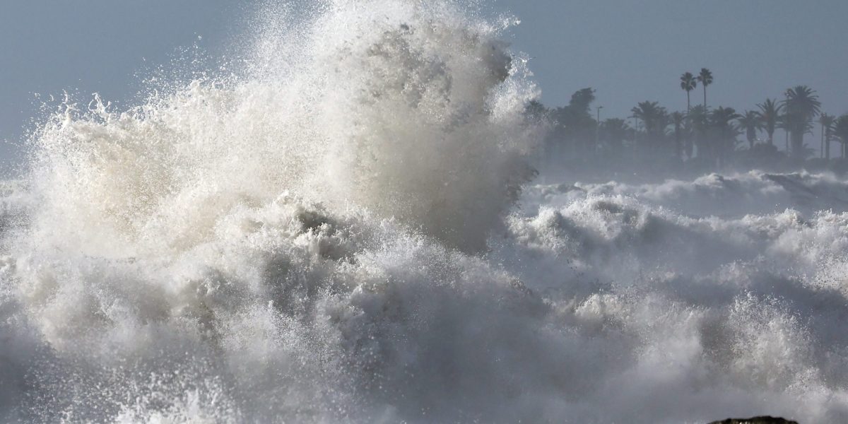 'Take caution': Giant waves pummeling California flood beach ...