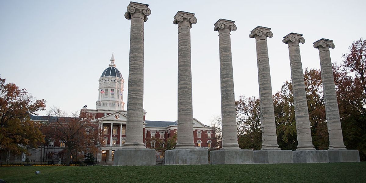 These 5 schools offer dual-degree programs in social work and public health | Fortune Education