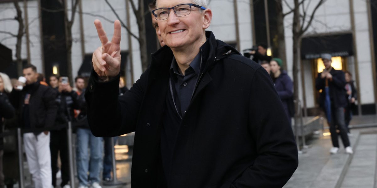 Tim Cook wants to make 'spatial computing' a household term with the ...