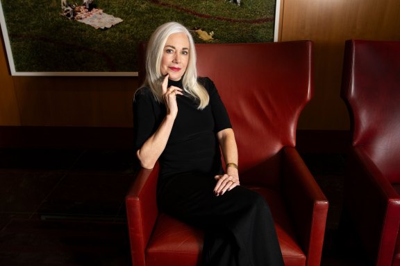 How ‘art services’ help elite banks cultivate the ultrawealthy | Fortune