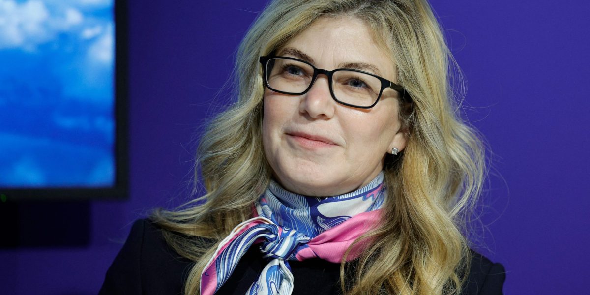 Meet Stephanie Pope, the longtime Boeing exec about to become CEO of ...