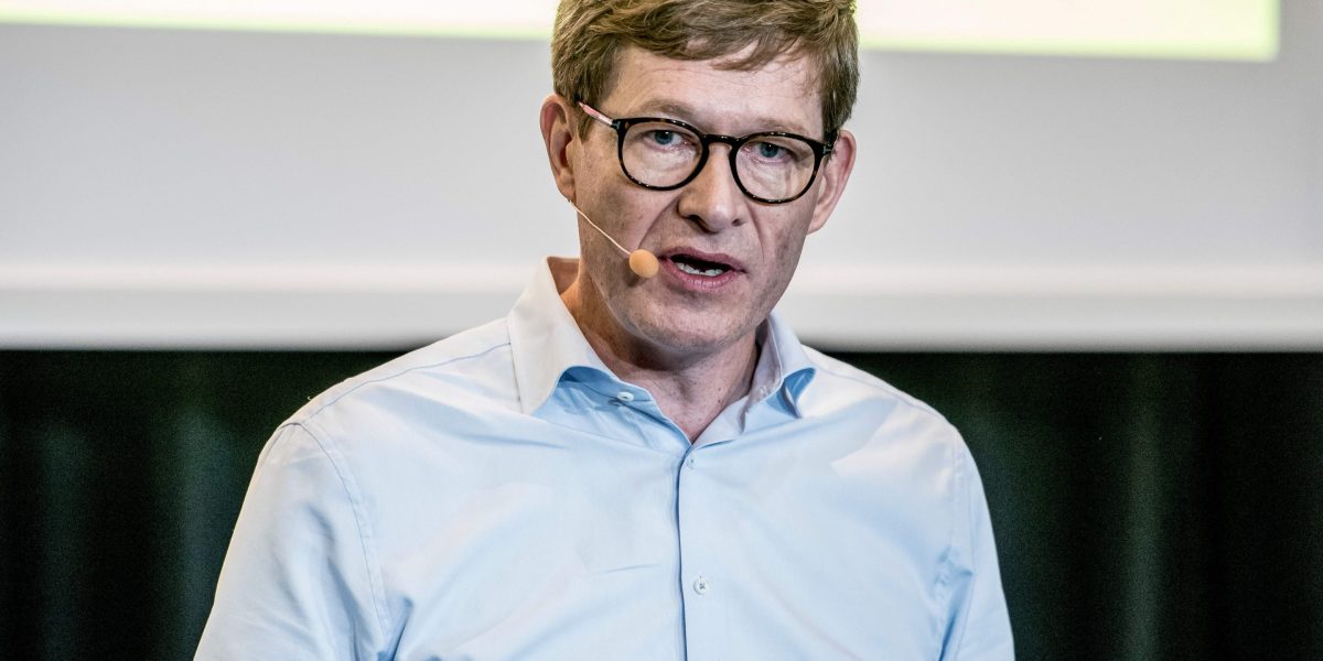 Lego CEO promises to use more expensive, renewable plastic in toy ...