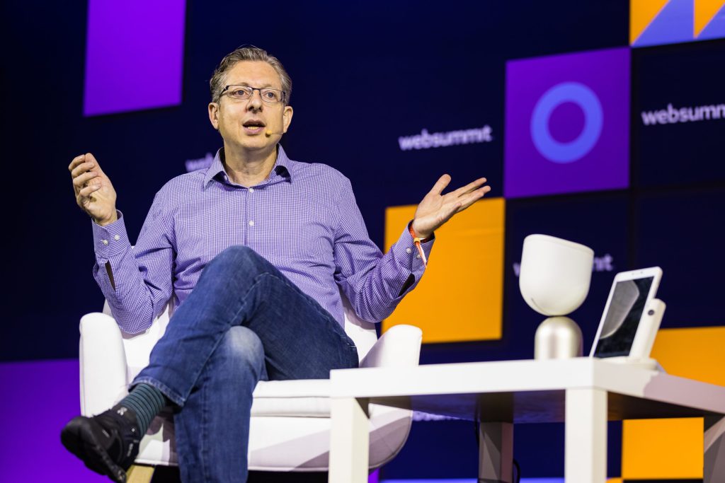 AI Will Thrash the Economy Like a ‘Tsunami,’ Allstate CEO Says | Fortune