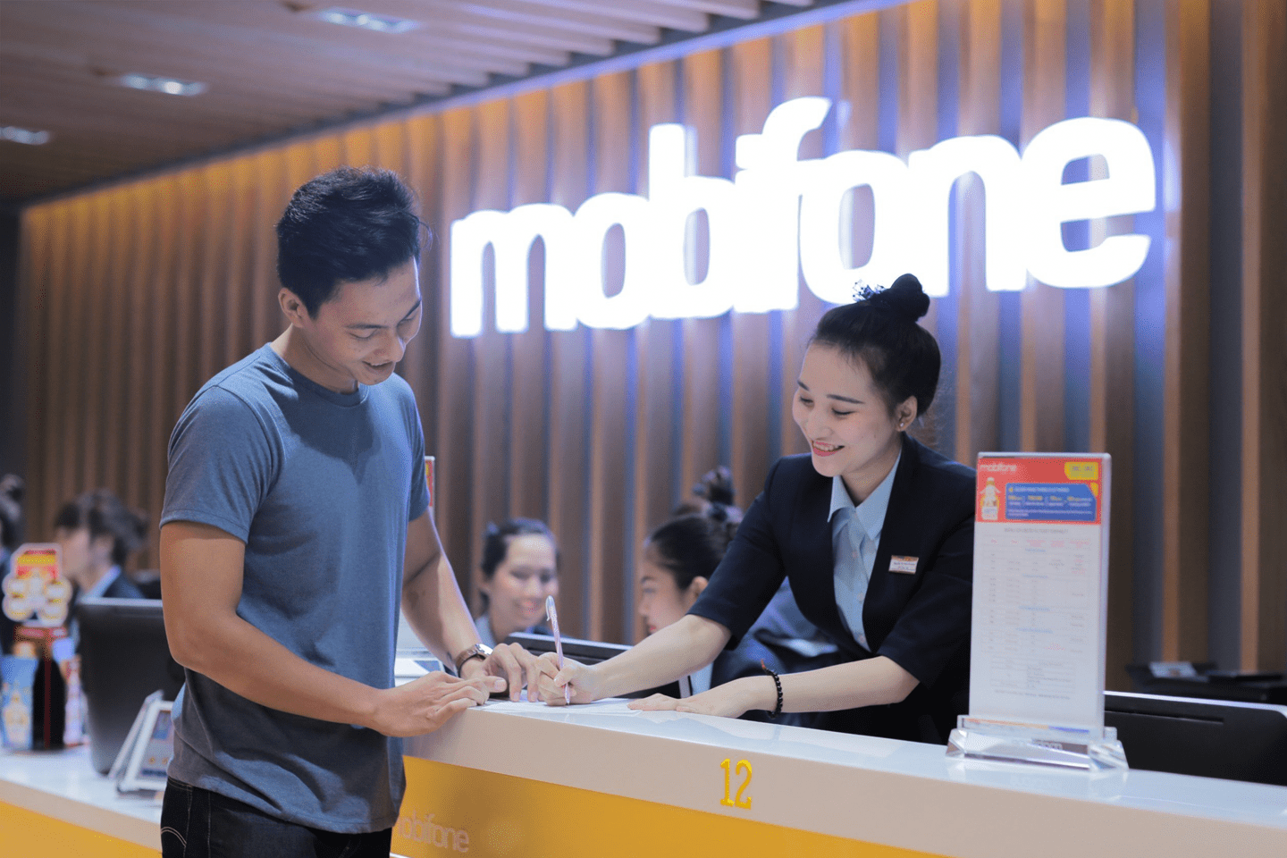 MobiFone Company Profile, Stock Price, News, Rankings | Fortune
