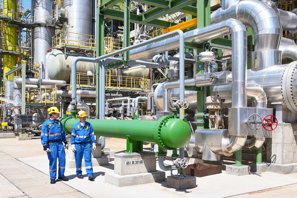 Dow (DOW): Company Profile, Stock Price, News, Rankings | Fortune