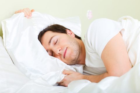 Sleeping in on weekends lowers heart disease risk, new study says ...