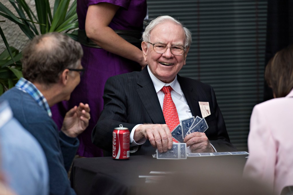 Warren Buffett turns 94 on a diet of Coca-Cola, McDonald's and Dairy ...