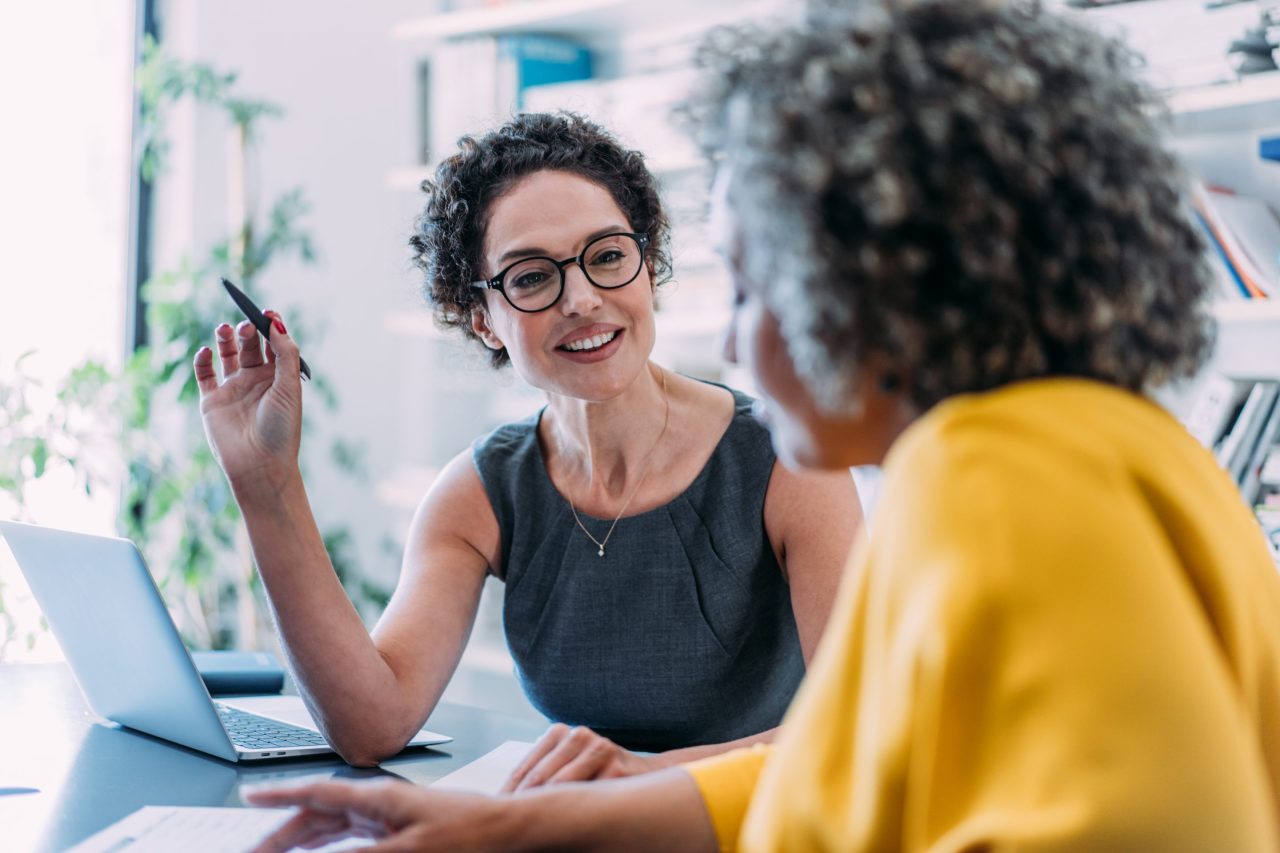 What Topics Should Not Be Discussed at Work? Avoid Politics, Overly ...