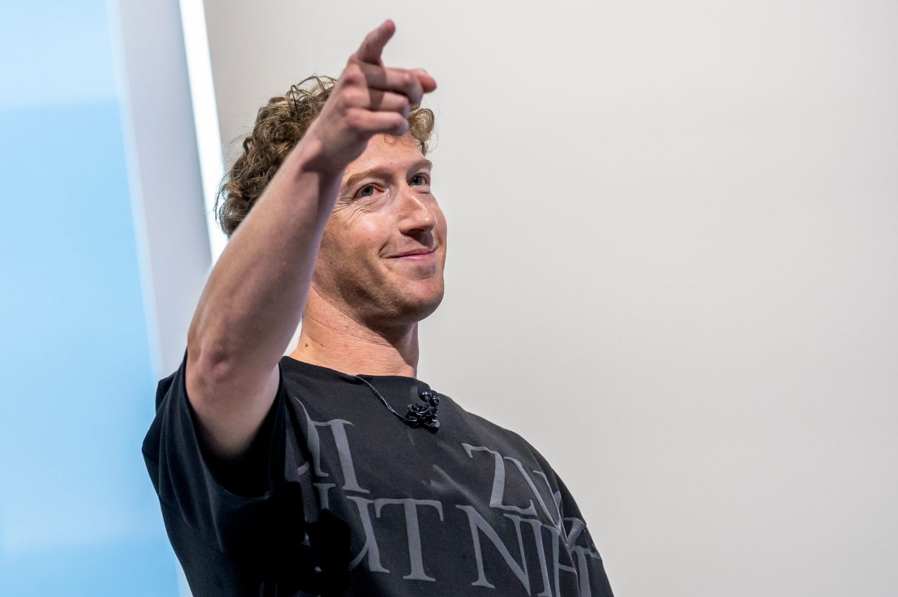Mark Zuckerberg tops Jeff Bezos as world's second-richest man | Fortune