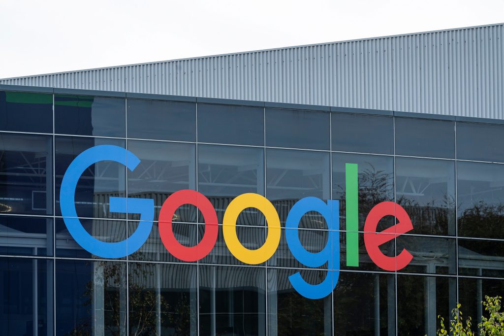 Russia fines Google $2.5 decillion for YouTube bans | Fortune