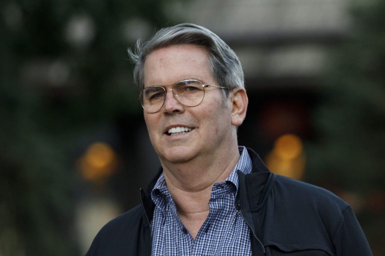 Dollar rally cools after Trump picks Scott Bessent for Treasury | Fortune