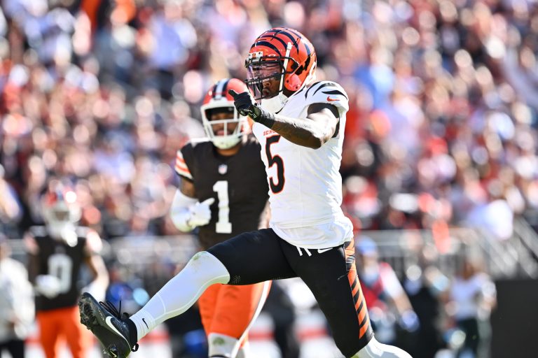 How to watch, stream NFL Thursday Night Football Week 16 games live ...