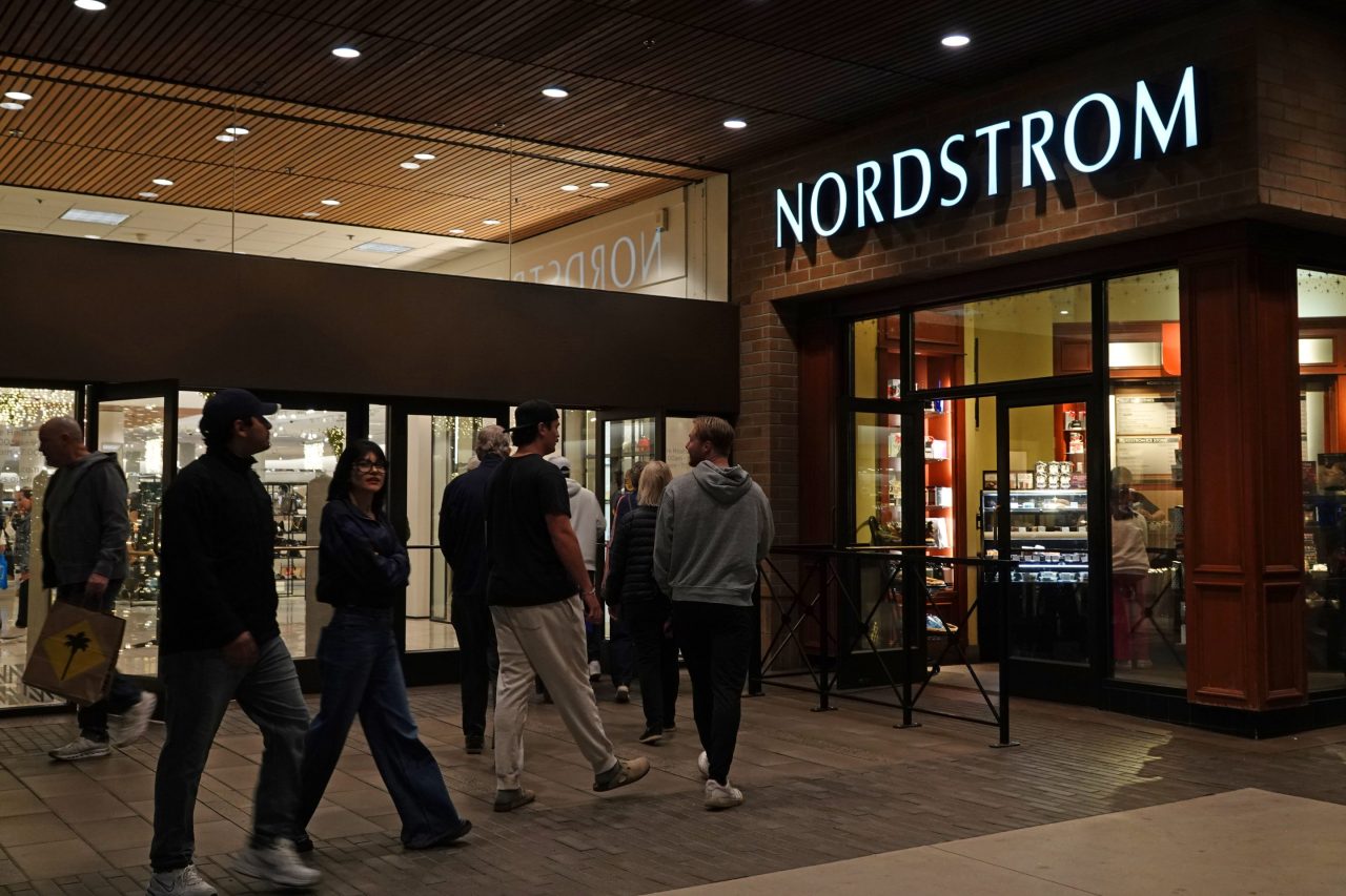 Nordstrom family to take chain private in $6.25 billion deal | Fortune