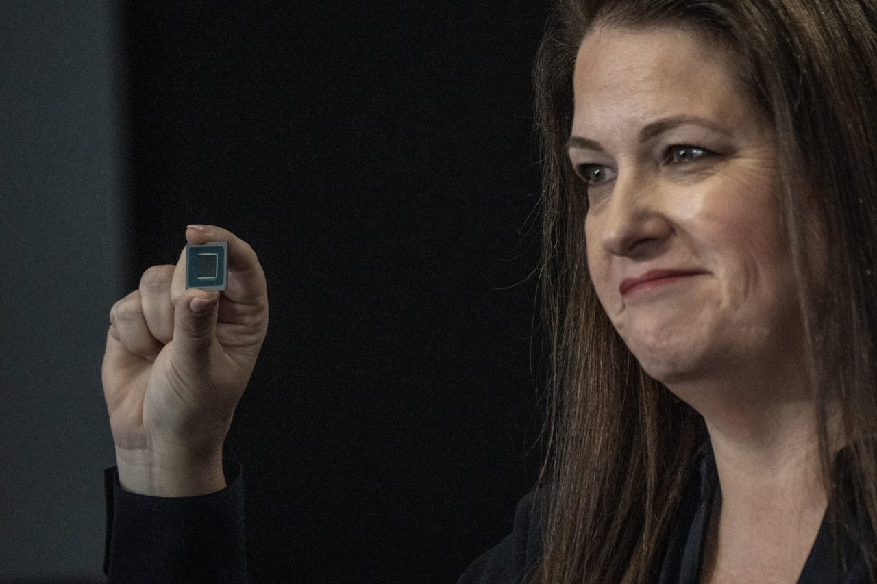 Intel’s AI dreams slip further out of reach as it cancels its big data ...