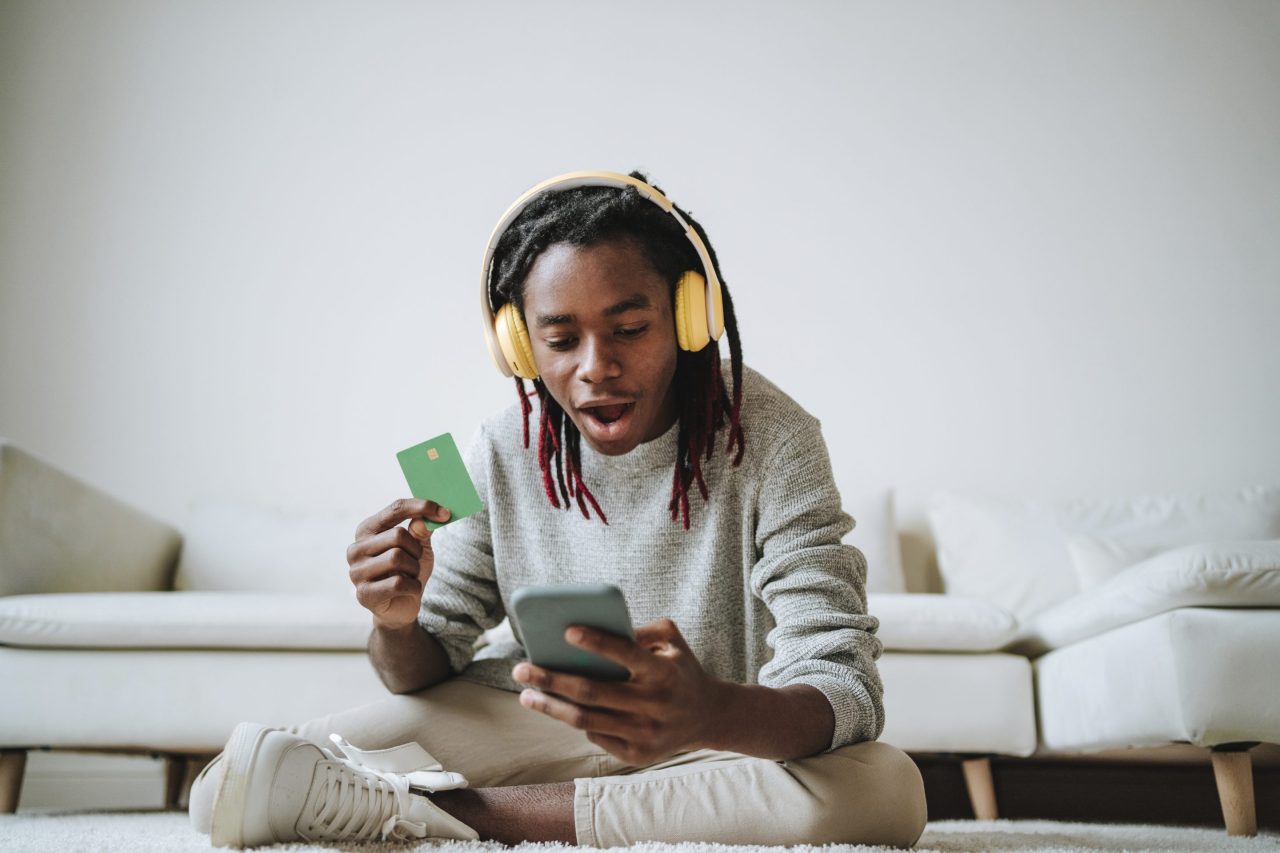 How secured credit cards can help you rebuild your credit score | Fortune