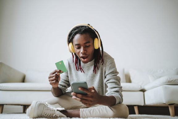 How secured credit cards can help you rebuild your credit score | Fortune