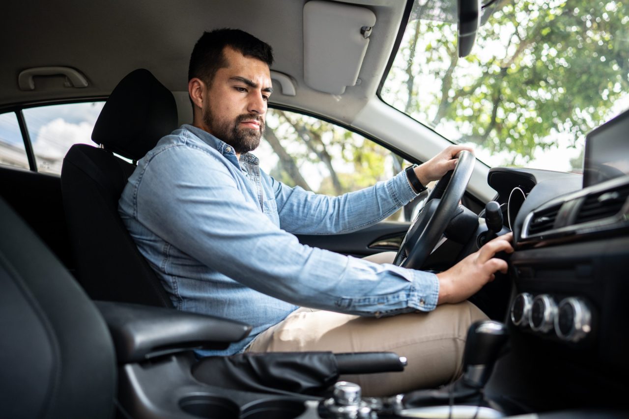 Some Jeep owners are being hit with pop-up ads inside their cars—and it ...